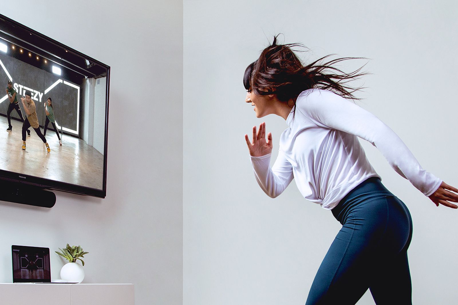 Dance into your fitness goals with STEEZY Sweat!