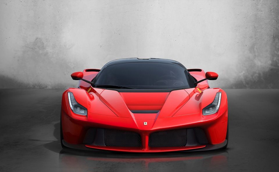 Ferrari embeds iPad minis into new whip for in-car entertainment