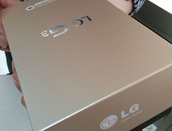 Leaked LG G3 retail box reveals trendy gold colour for flagship phone