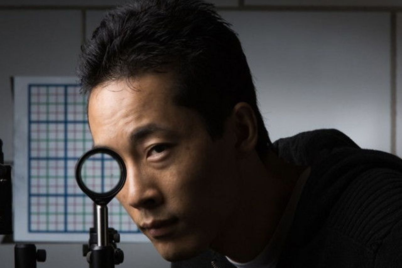 This new cloaking device will make anything invisible, you can build it ...