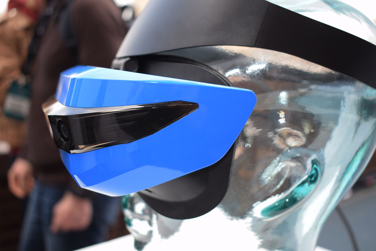 Acer Windows Mixed Reality review: Good enough to bring VR to the masses?