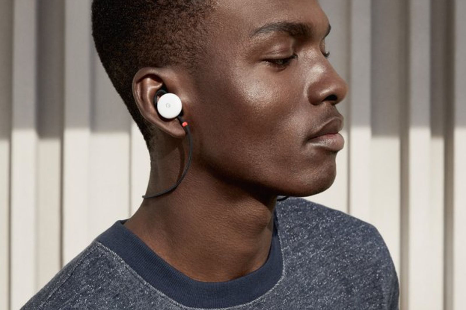 Google Pixel Buds in-ear headphones will translate speech in real time