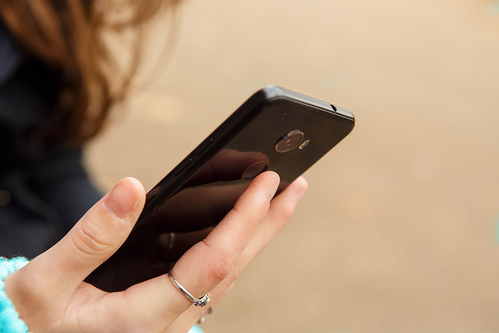 EE Hawk is a £150 smartphone capable of 300mbps download speeds