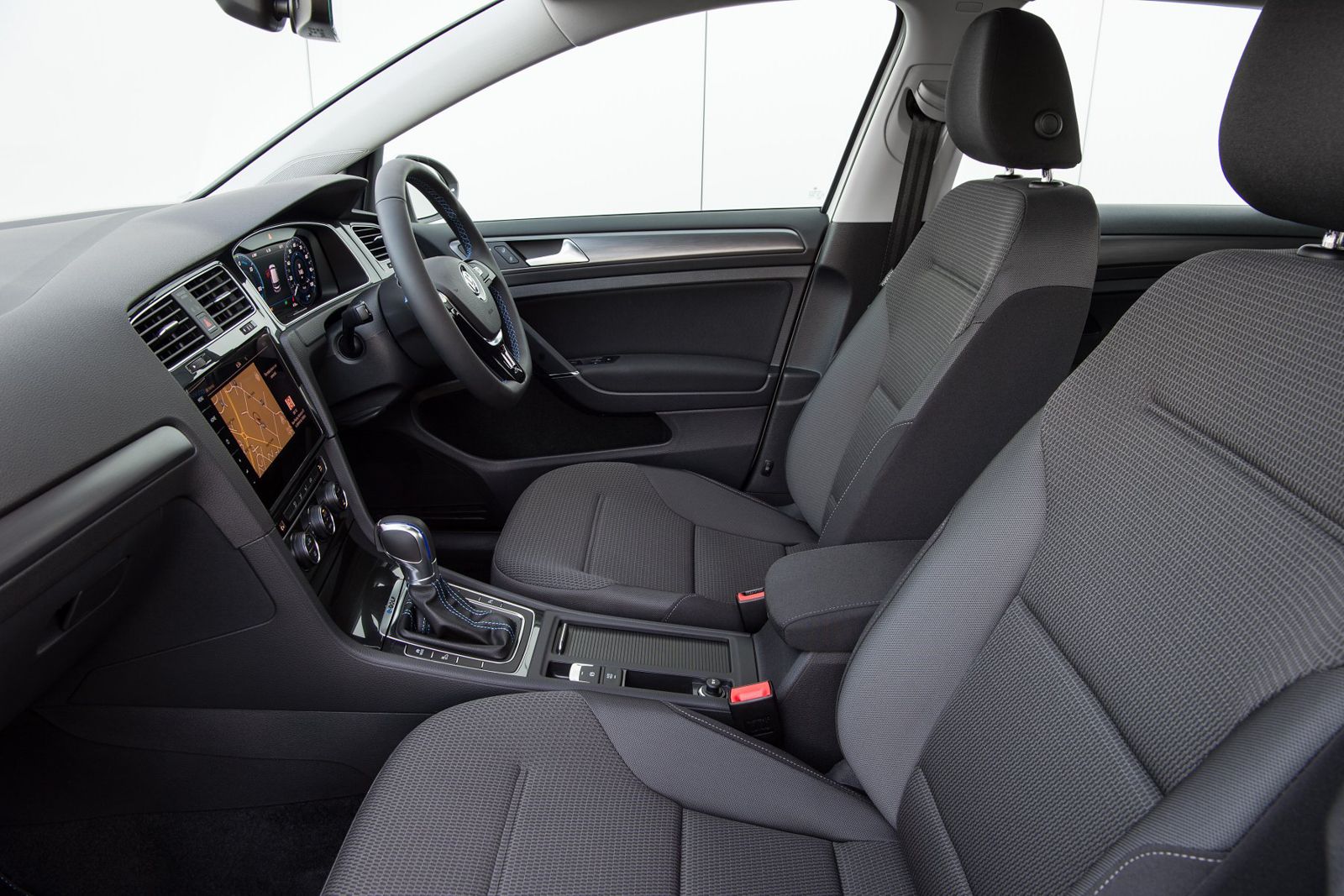 Volkswagen e-Golf review: An electric, emission-free Golf?