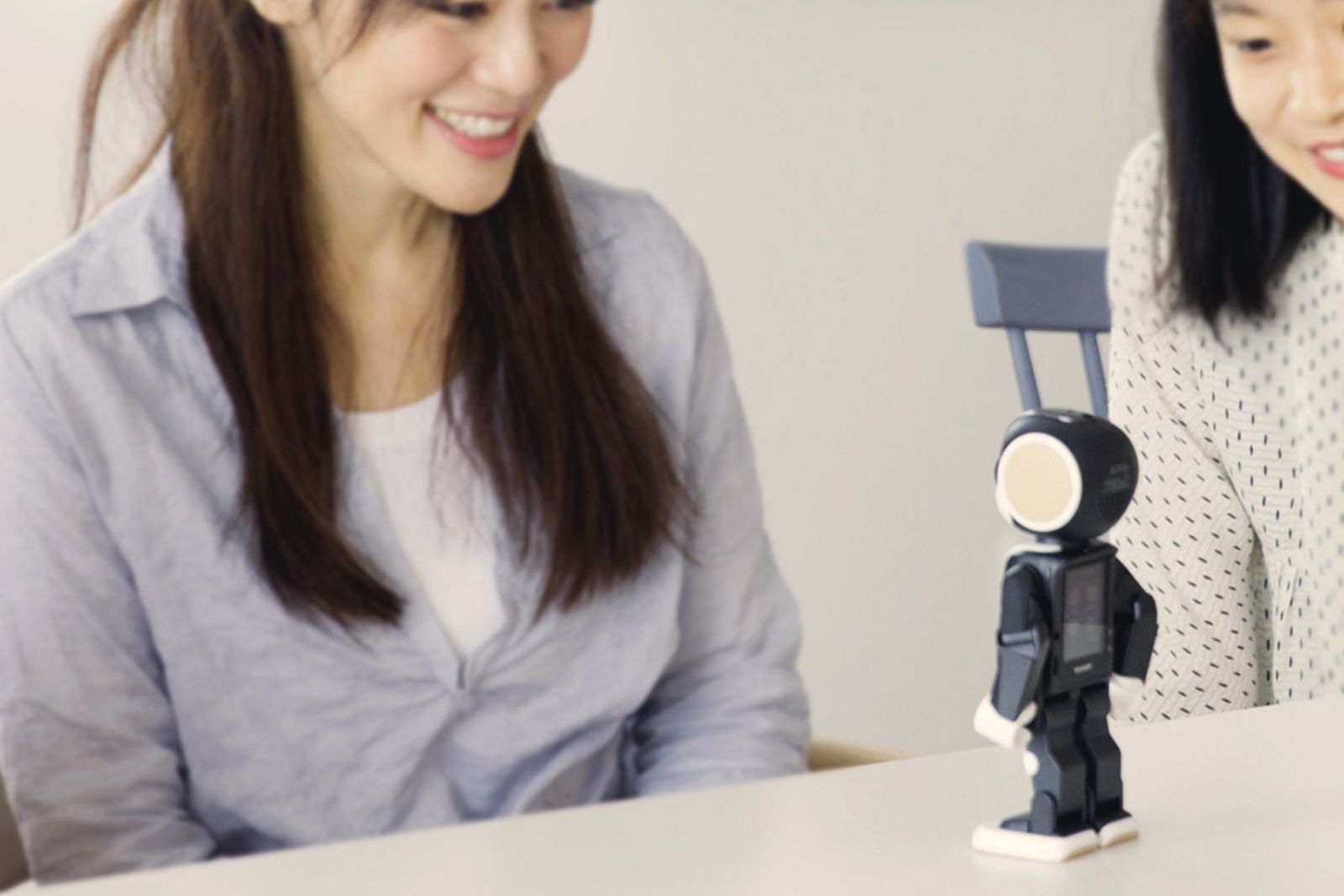 Sharp's new RoBoHon robot is tiny and cute and we want it