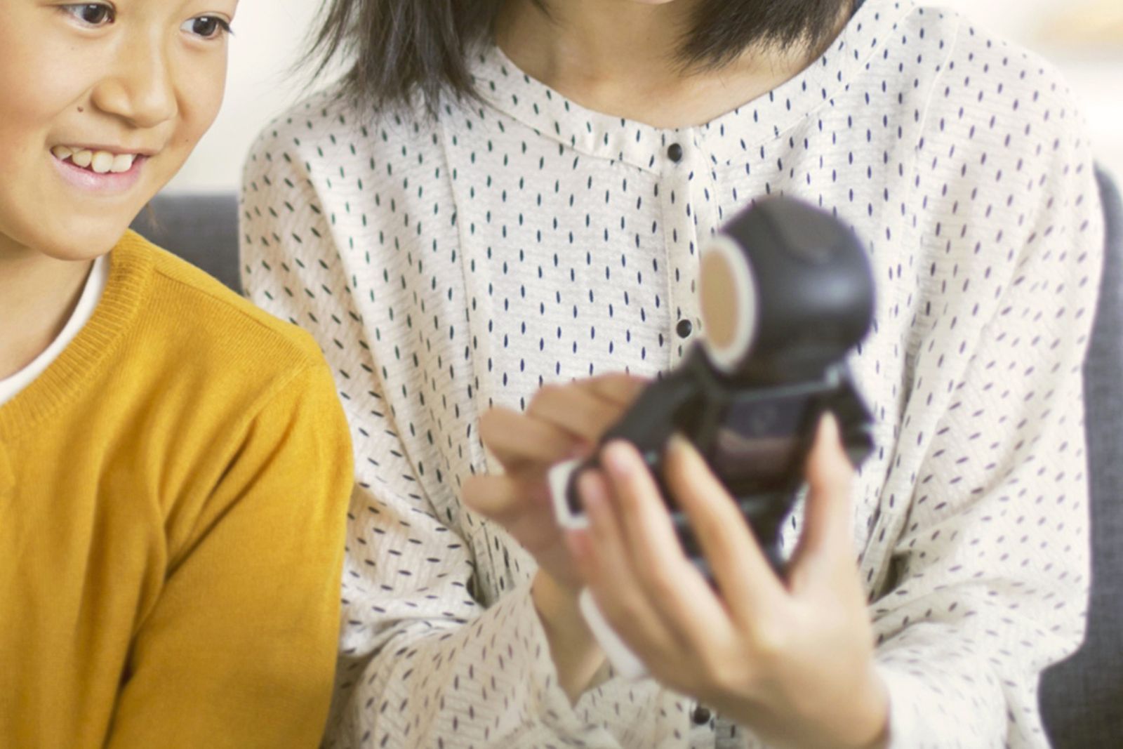 Sharp's new RoBoHon robot is tiny and cute and we want it
