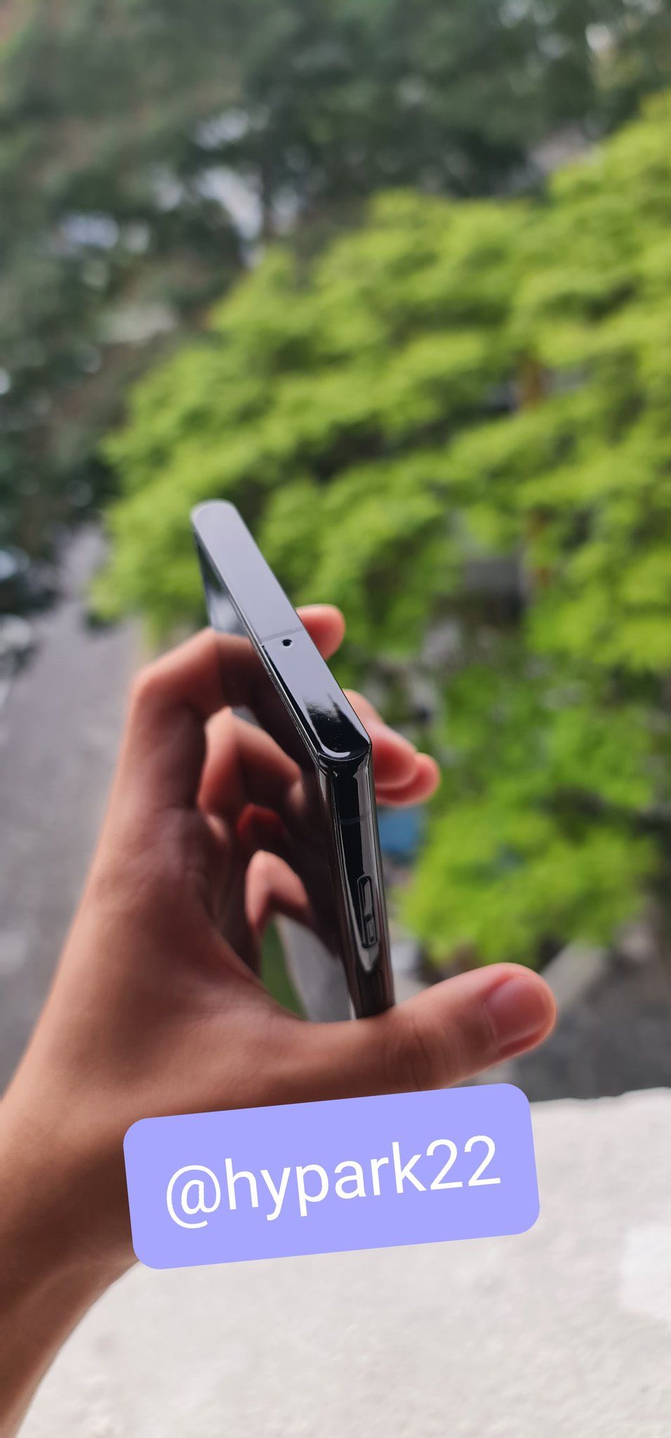 Samsung Galaxy Ultra 22 hands-on pics leak