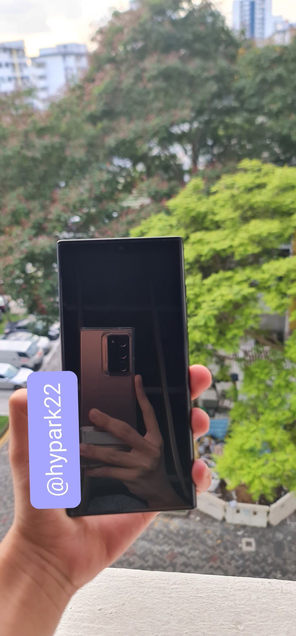 Samsung Galaxy Ultra 22 hands-on pics leak