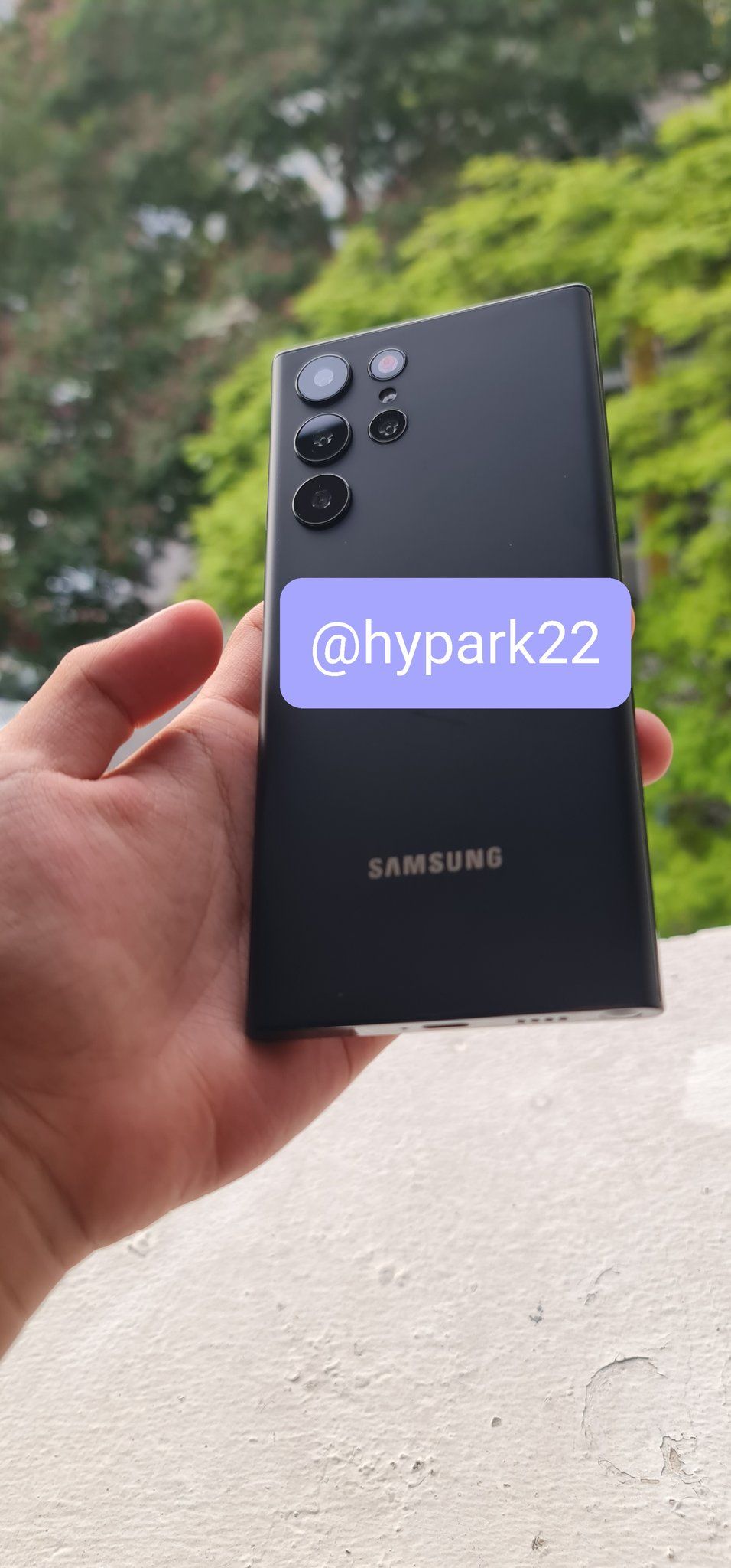 Samsung Galaxy Ultra 22 hands-on pics leak
