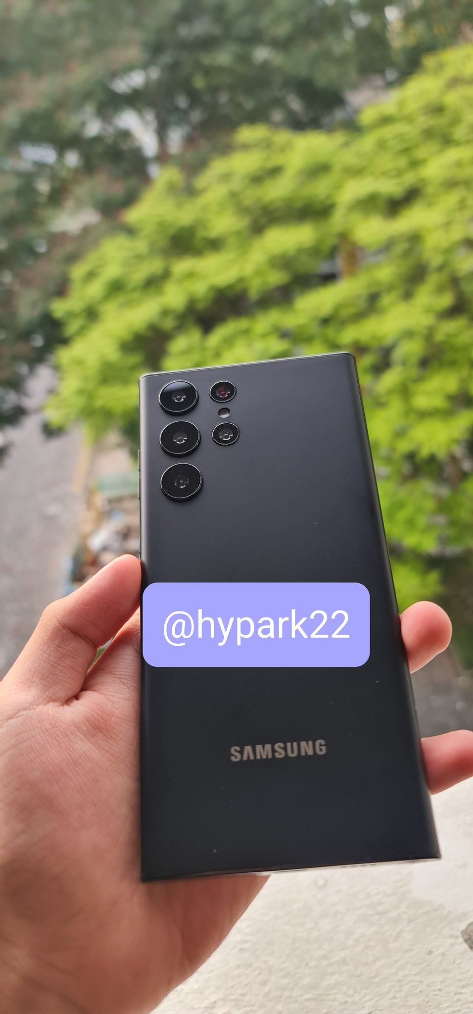 Samsung Galaxy Ultra 22 hands-on pics leak