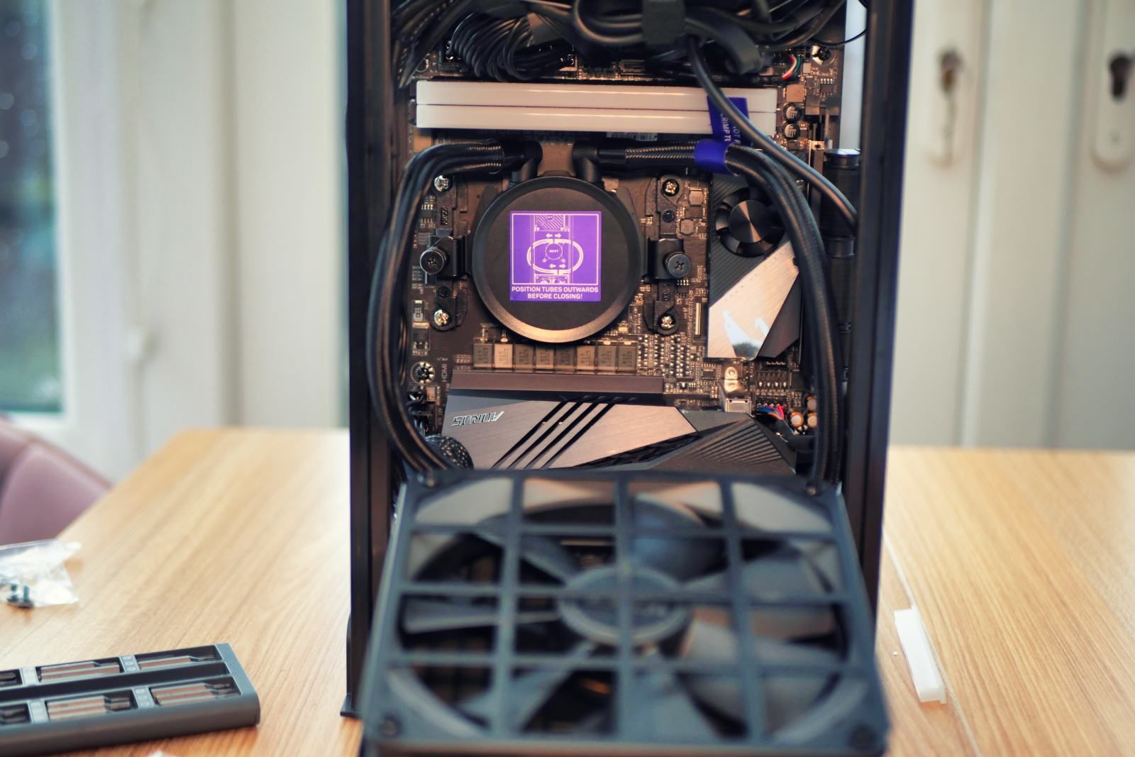 How to build a mini-ITX gaming PC