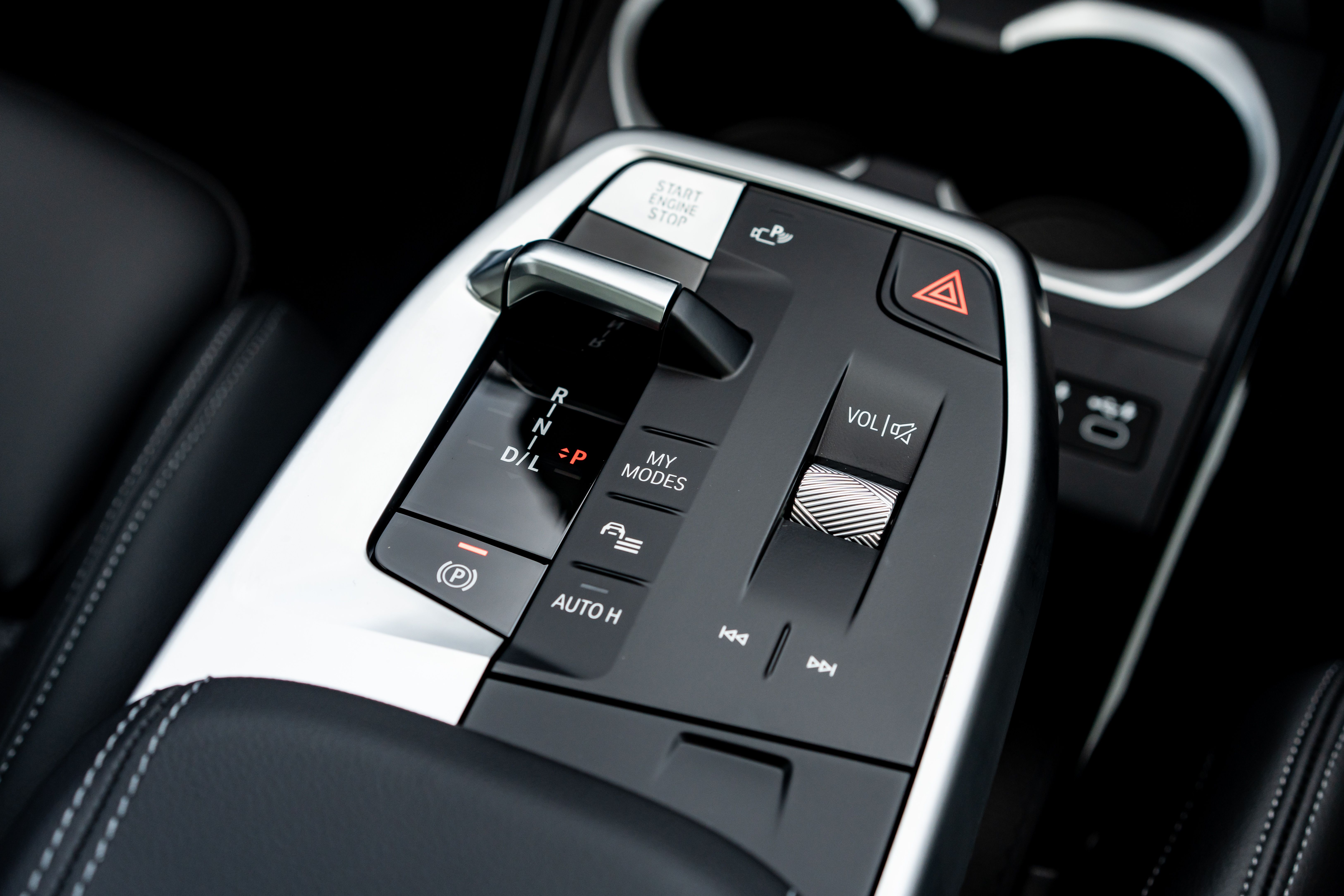 BMW iX1 initial review: First drive thrills for this compact all ...