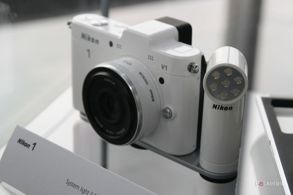 Expanding the Nikon 1 system: Accessories and concepts