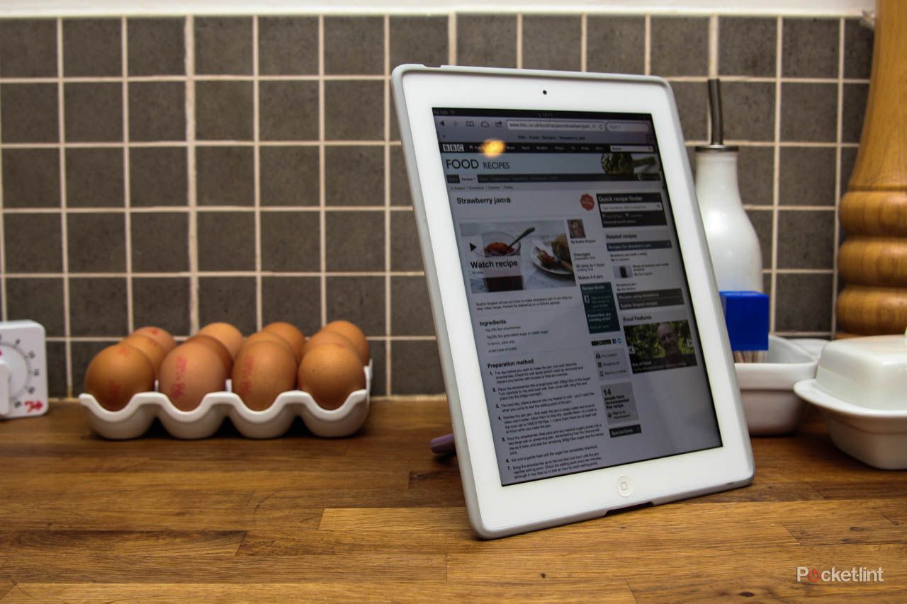 Speck HandyShell for iPad hands-on: The perfect iPad cover for cooking?