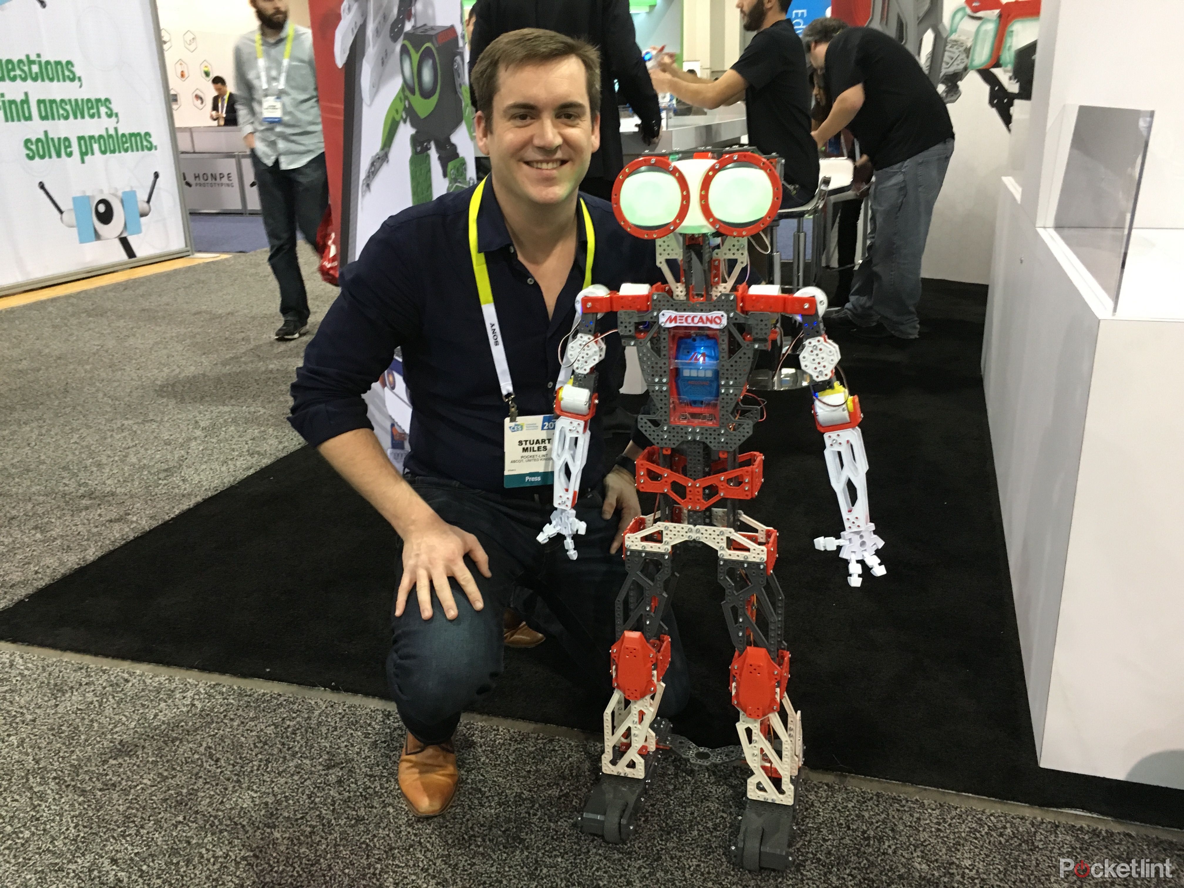 Meccano Meccanoids multiply, now come in various shapes and sizes