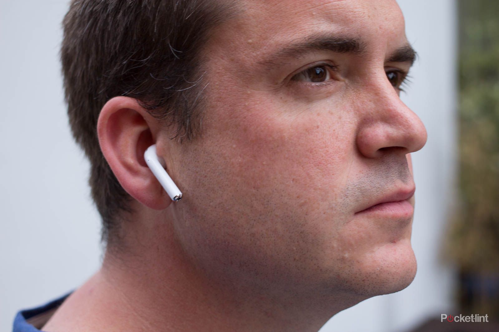 Apple's delayed wireless AirPods will finally ship 'over the next few ...