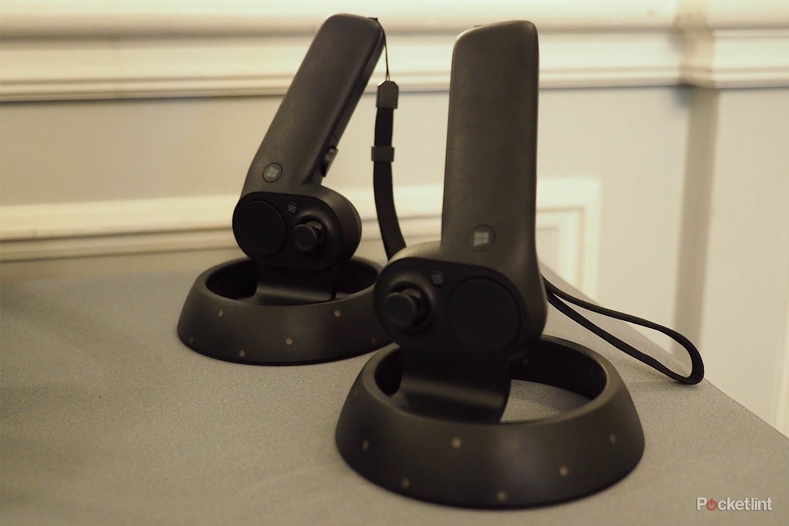 Lenovo Explorer preview: The best-fitting Windows Mixed Reality headset yet