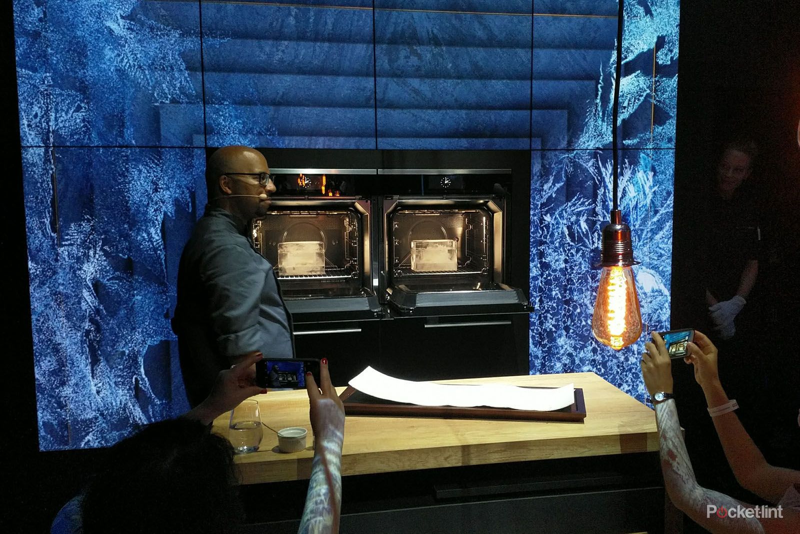 Miele Dialog oven combines electromagnetic waves with conventional oven ...