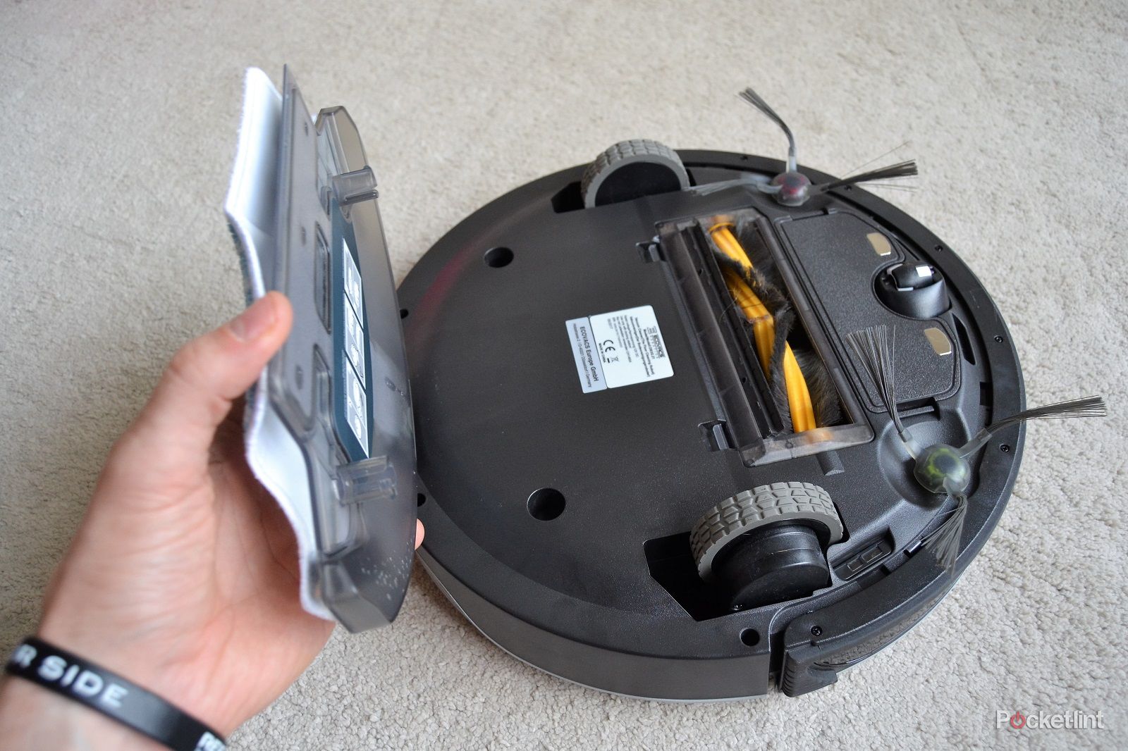 Ecovacs Deebot M81 Pro robot vacuum cleaner review: It's not smart, but ...