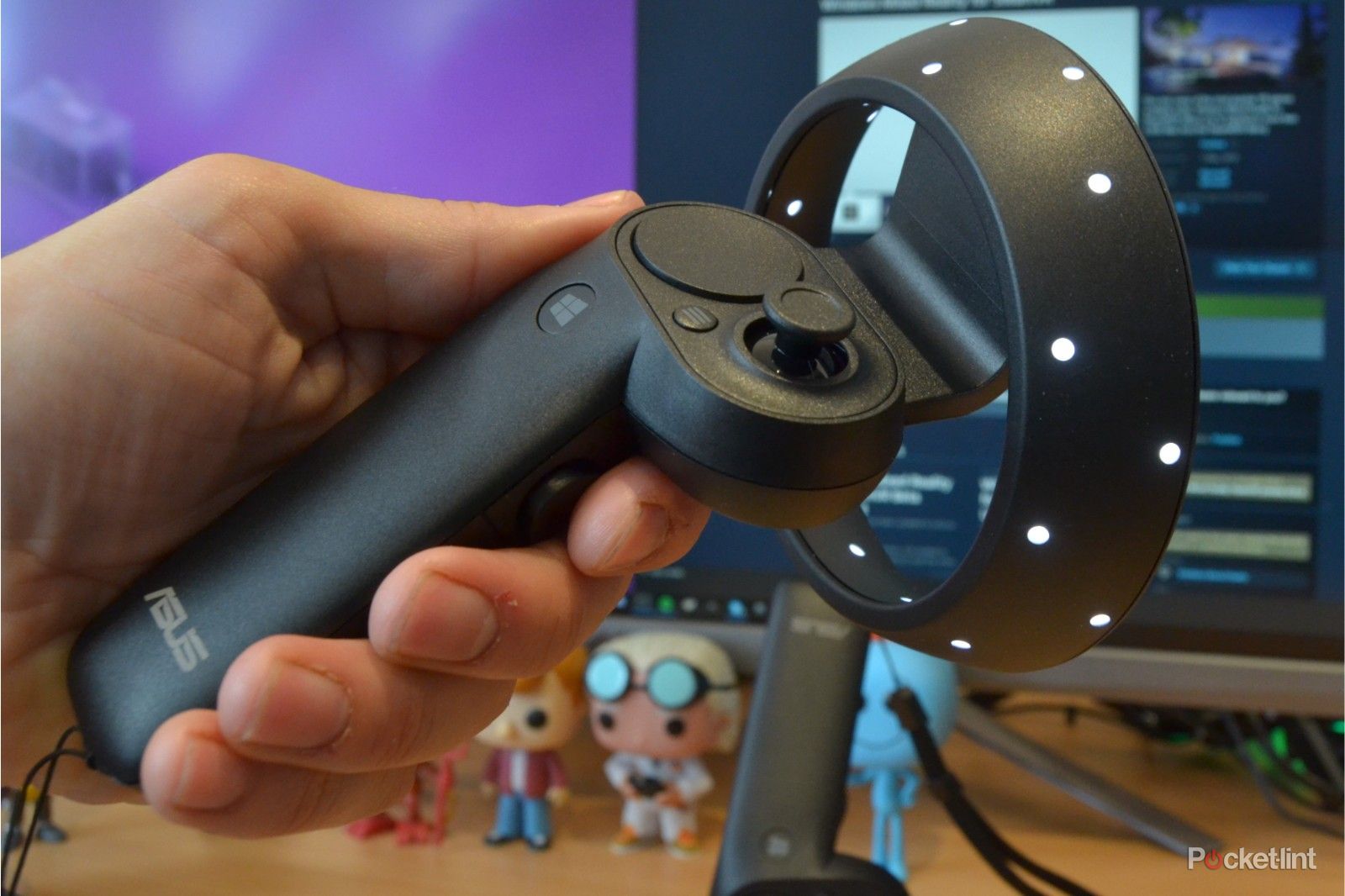 Asus Windows Mixed Reality Headset review: The best WMR headset?