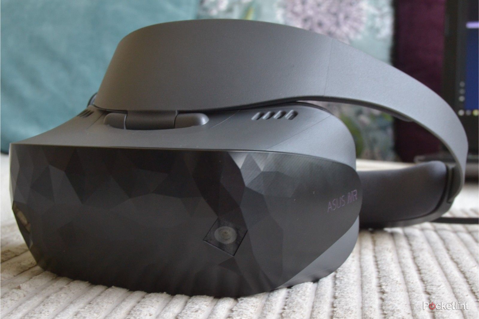 Asus Windows Mixed Reality Headset review: The best WMR headset?
