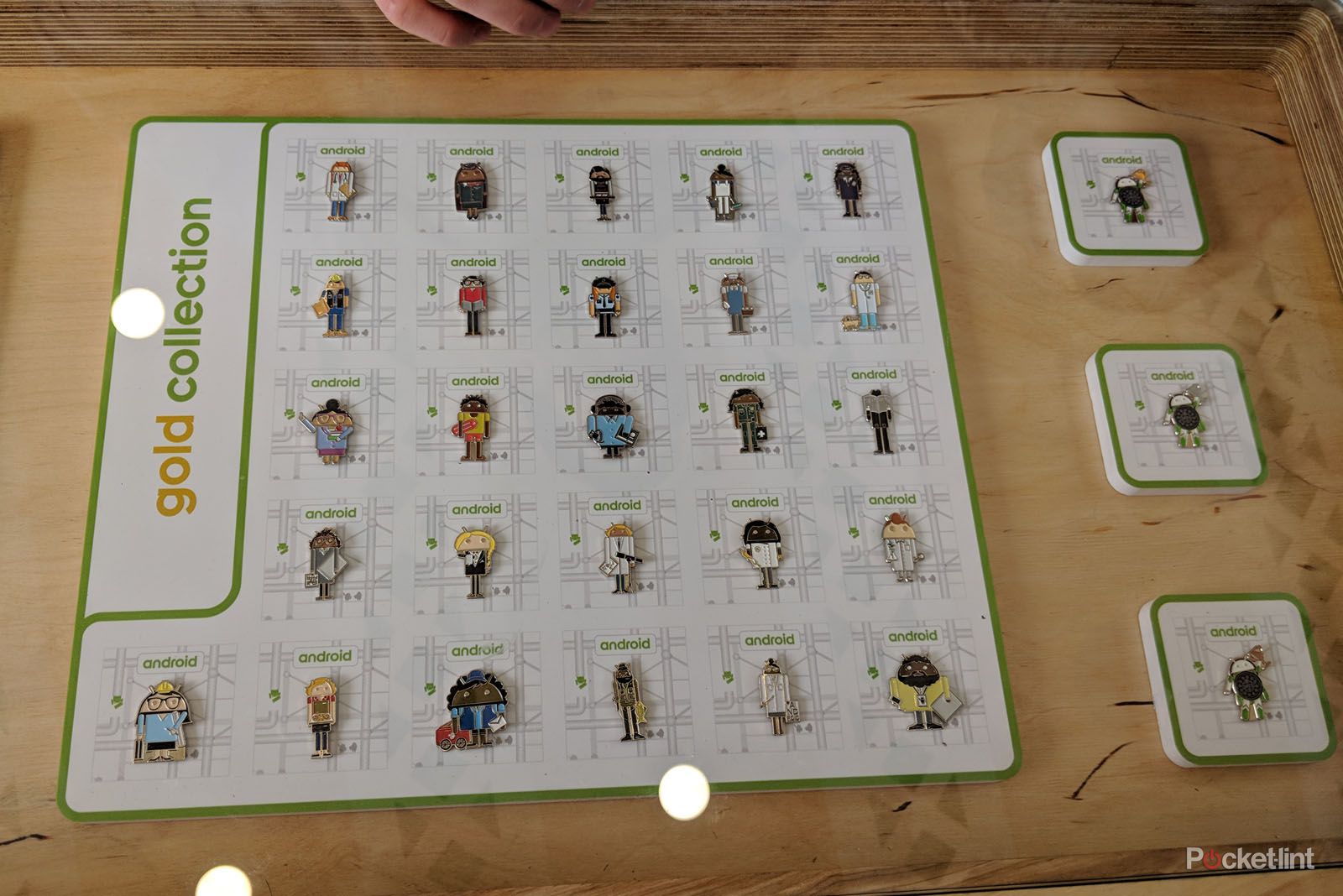 Android at MWC 2018: The pin badge festival is back