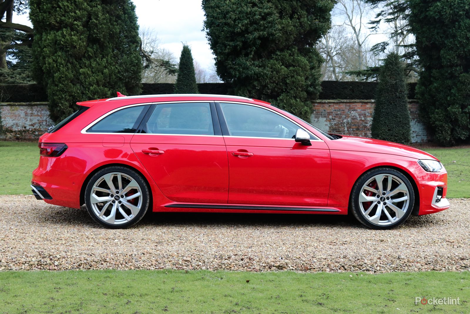 Audi RS4 review: Return of the fast estate king