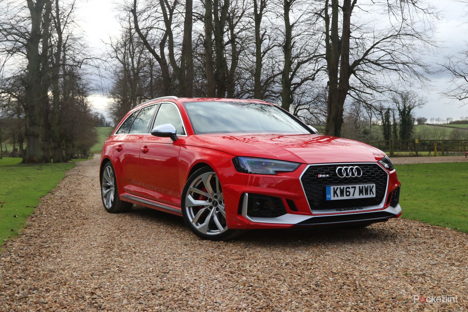 Audi RS4 review: Return of the fast estate king