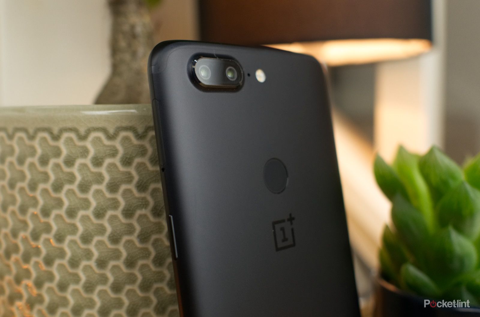 OnePlus says next phone will have notch but won't confirm its name