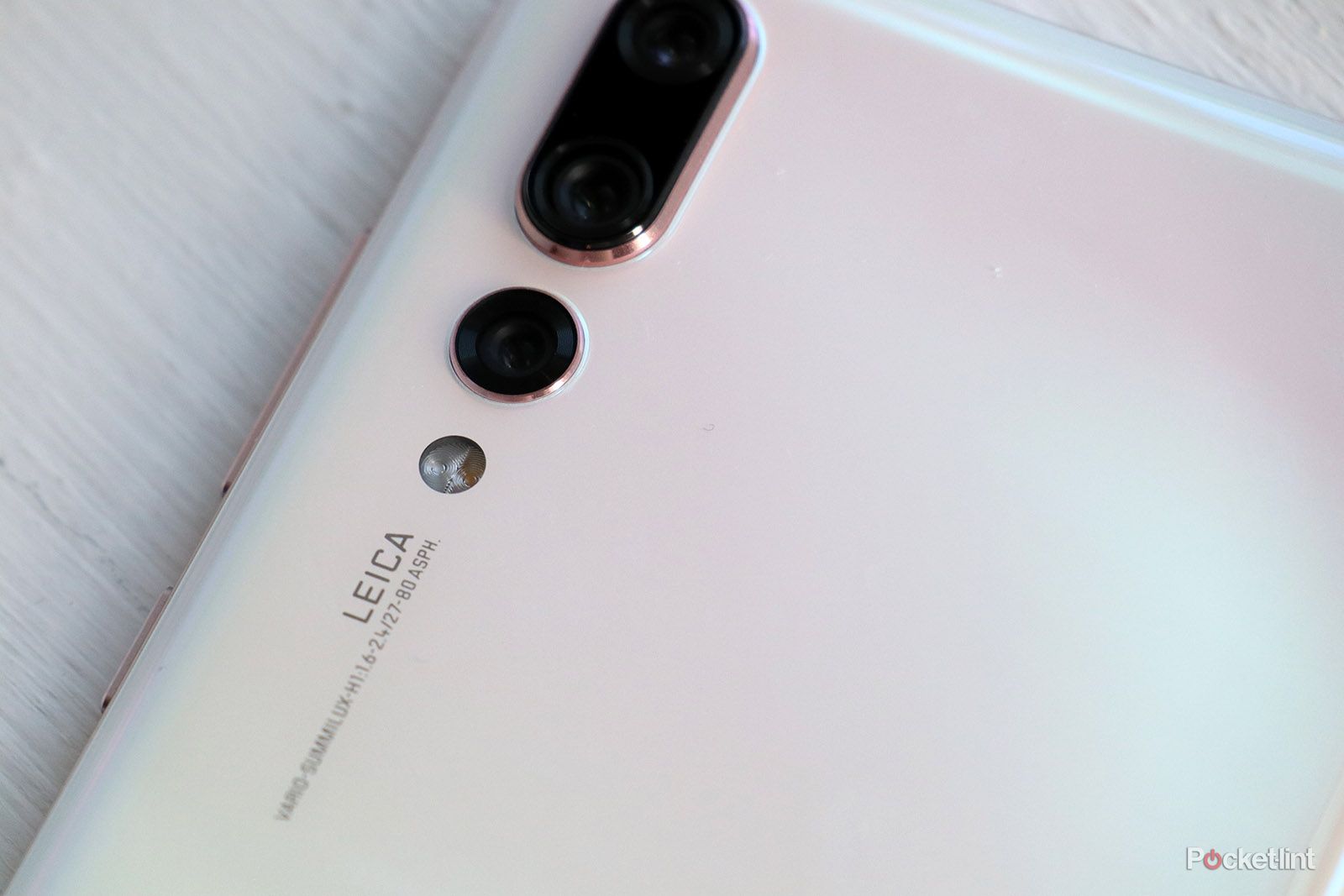Huawei P20 Pro Pearl White up close: Check out our pictures