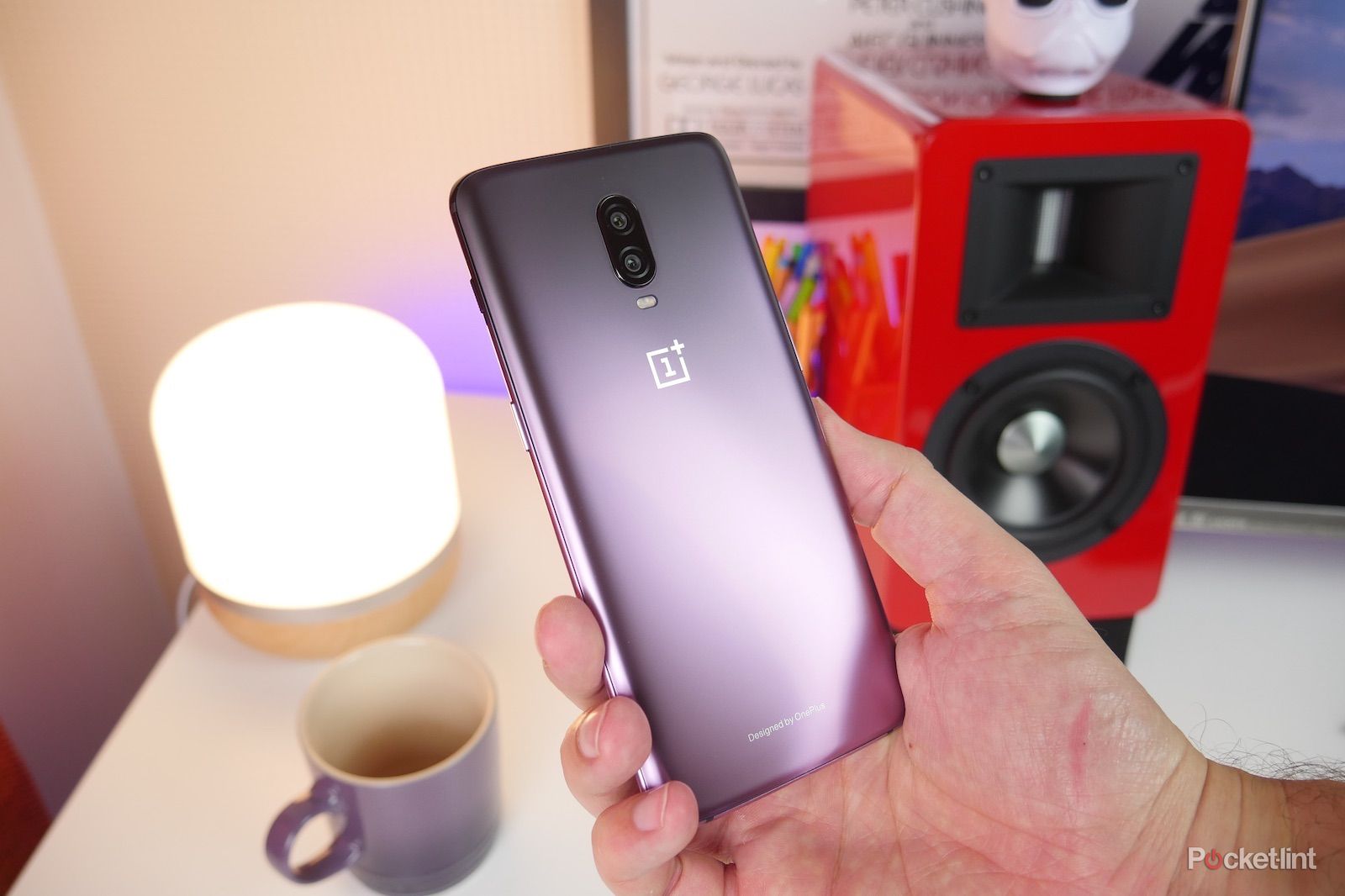 Thunder Purple OnePlus 6T in all its glorious smoky glory