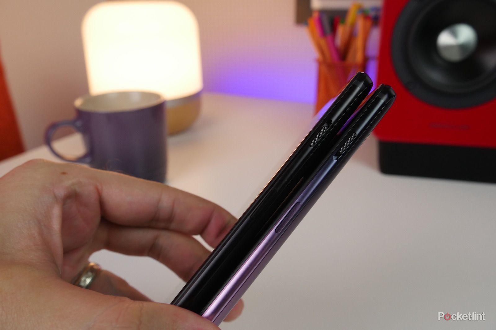 Thunder Purple OnePlus 6T in all its glorious smoky glory