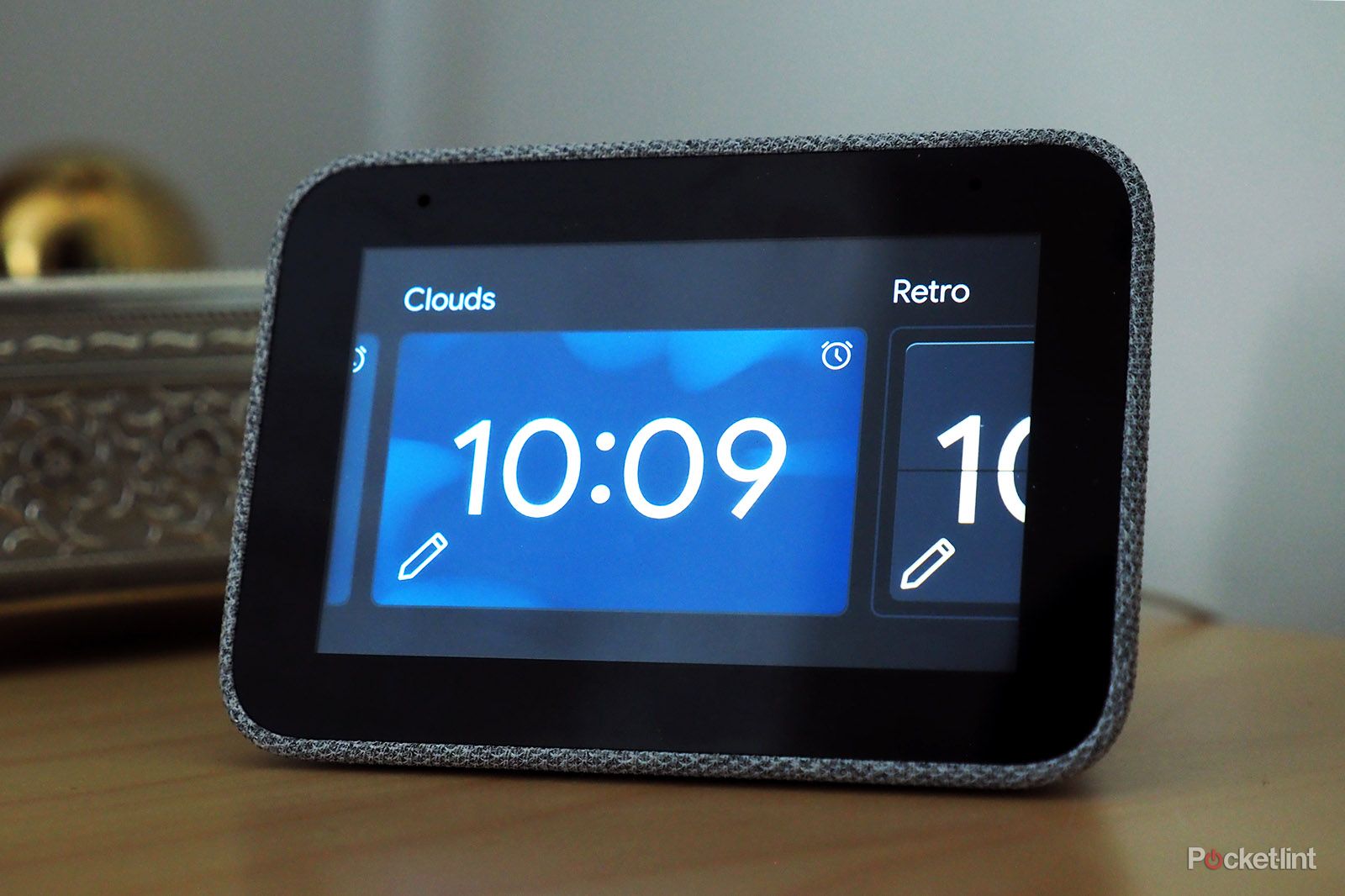 Lenovo Smart Clock review: Alarm clocks just got interesting