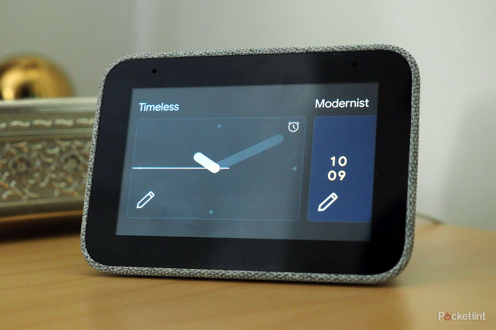 Lenovo Smart Clock review: Alarm clocks just got interesting
