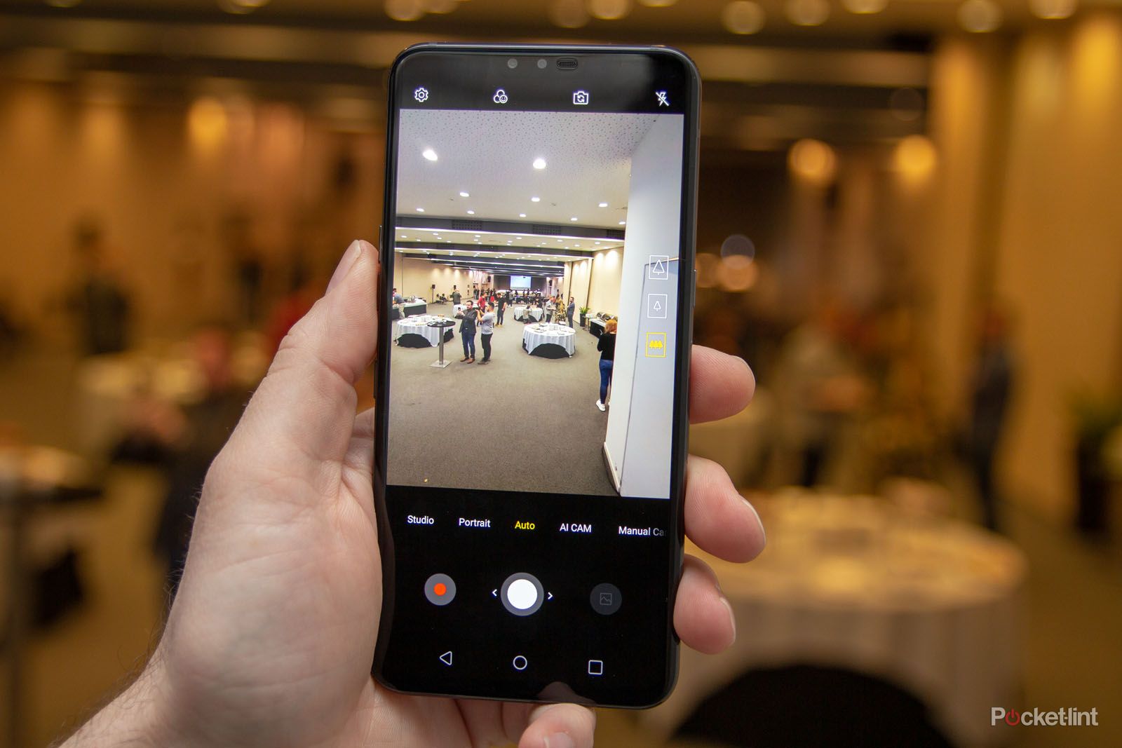 LG V50 ThinQ initial review: 5G in a familiar package