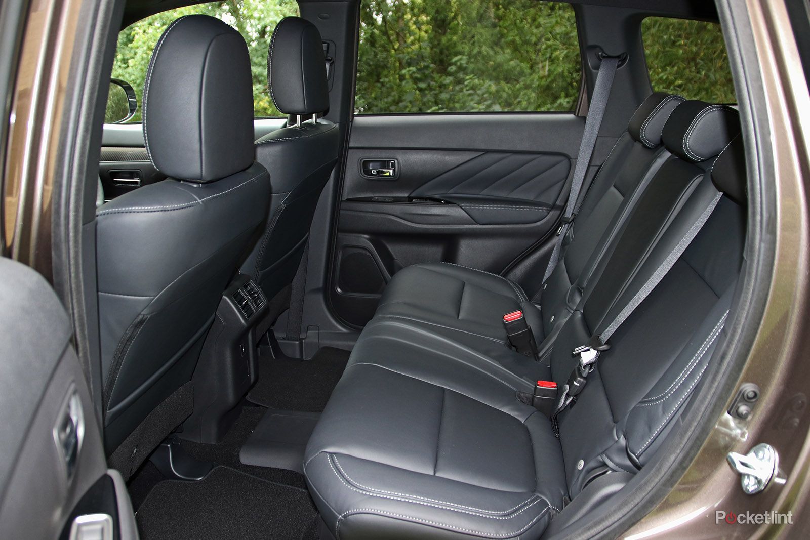 Mitsubishi Outlander PHEV review: Does it pay to plug in?