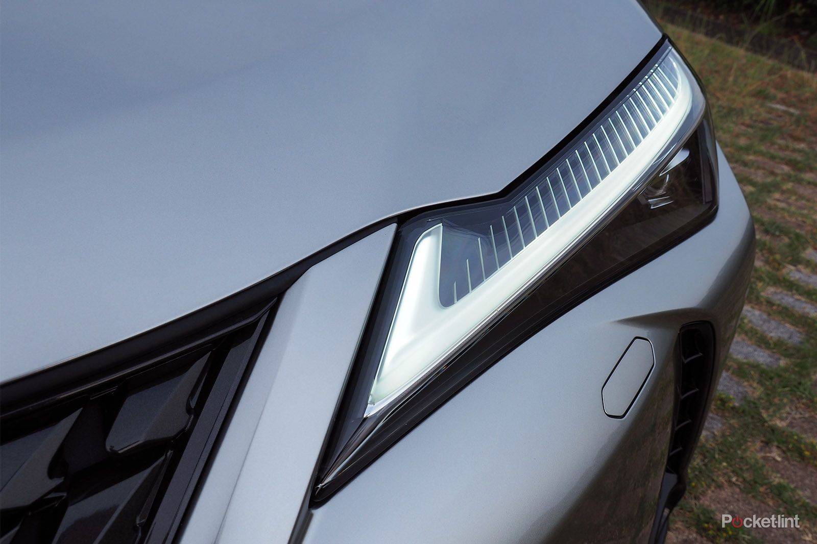 Lexus UX 250h review: Comfortable cruiser