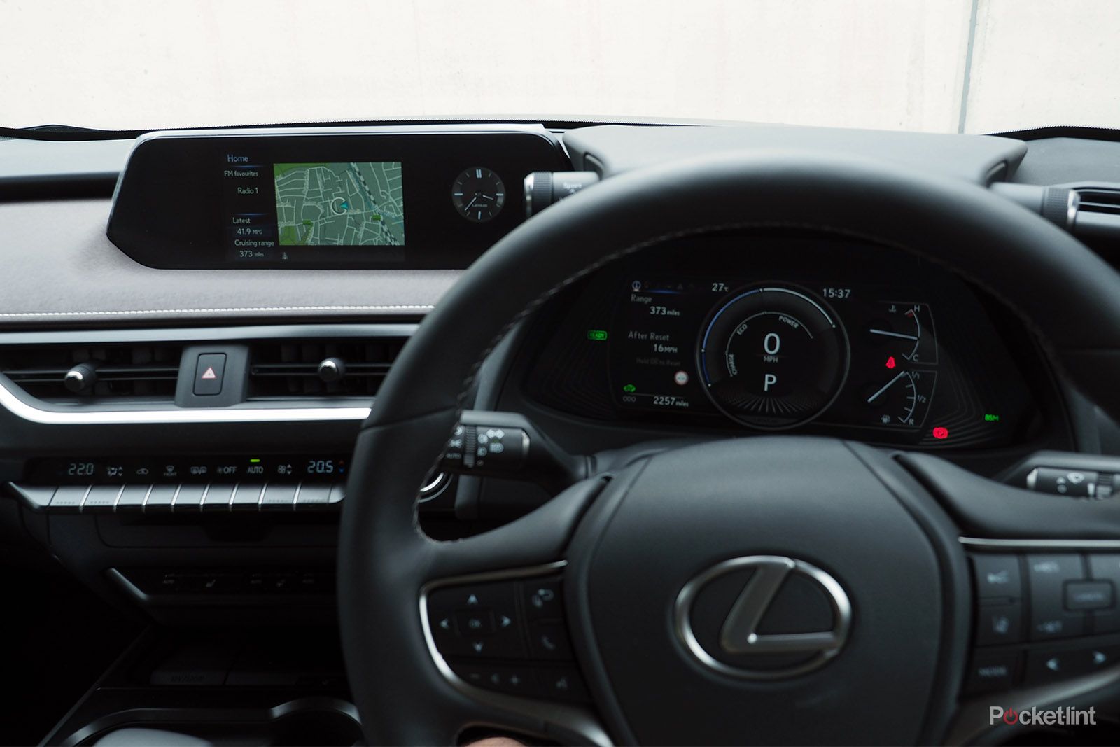 Lexus UX 250h review: Comfortable cruiser