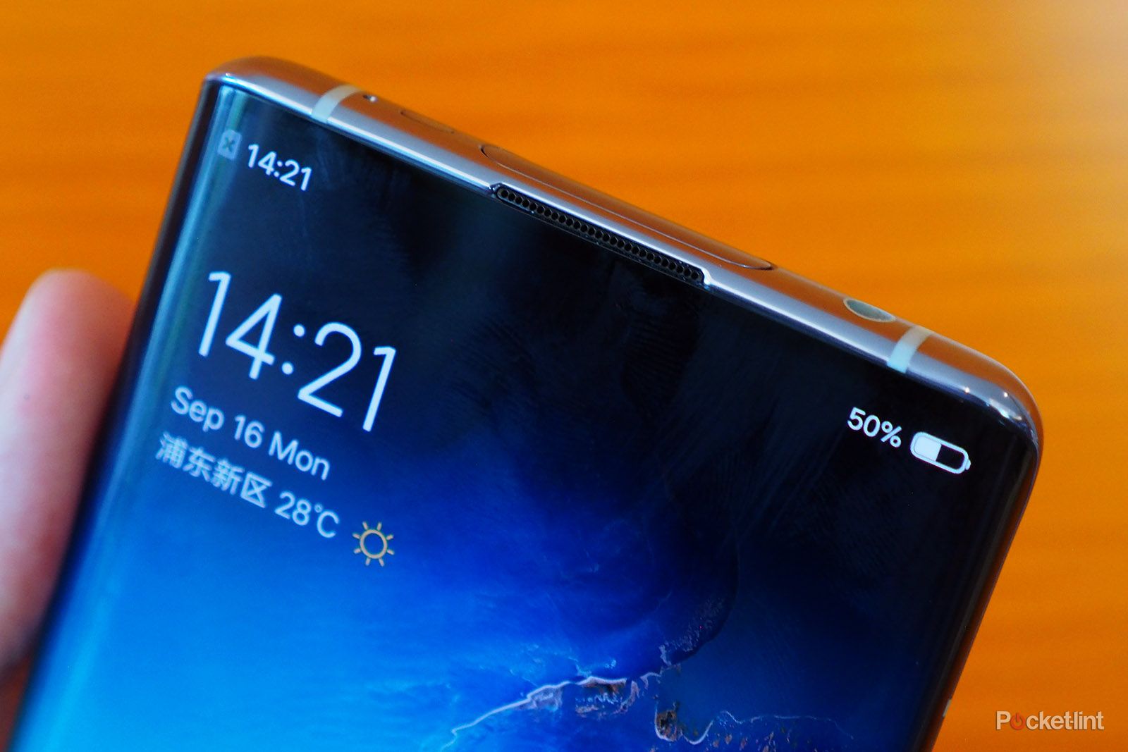 Vivo NEX 3 review: Waterfall display thrills and spills