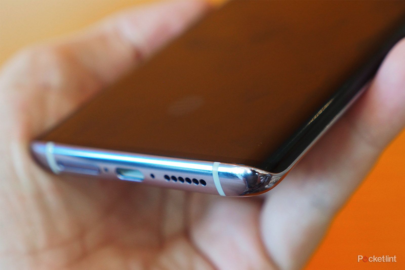 Vivo NEX 3 review: Waterfall display thrills and spills