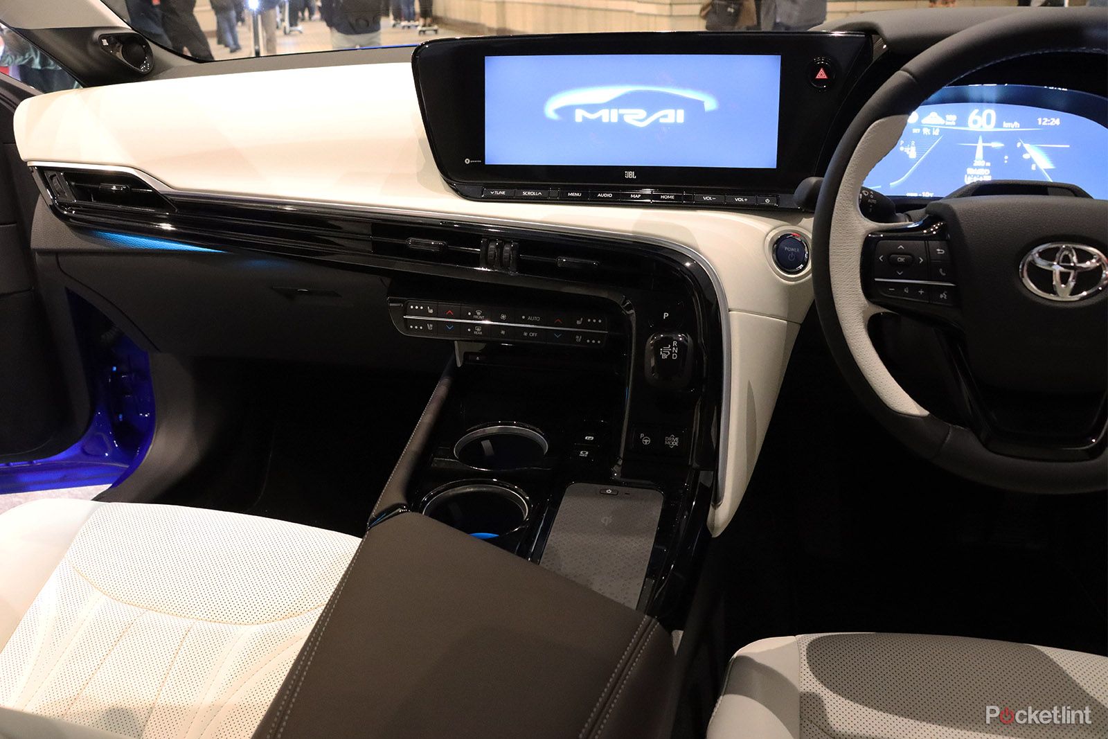 Toyota mirai 2020 interior store