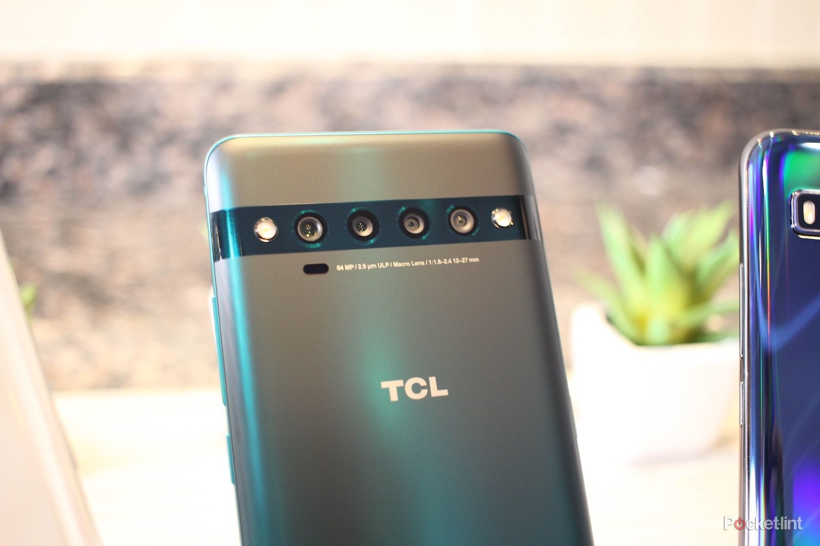 TCL 10 series aims to make 5G affordable