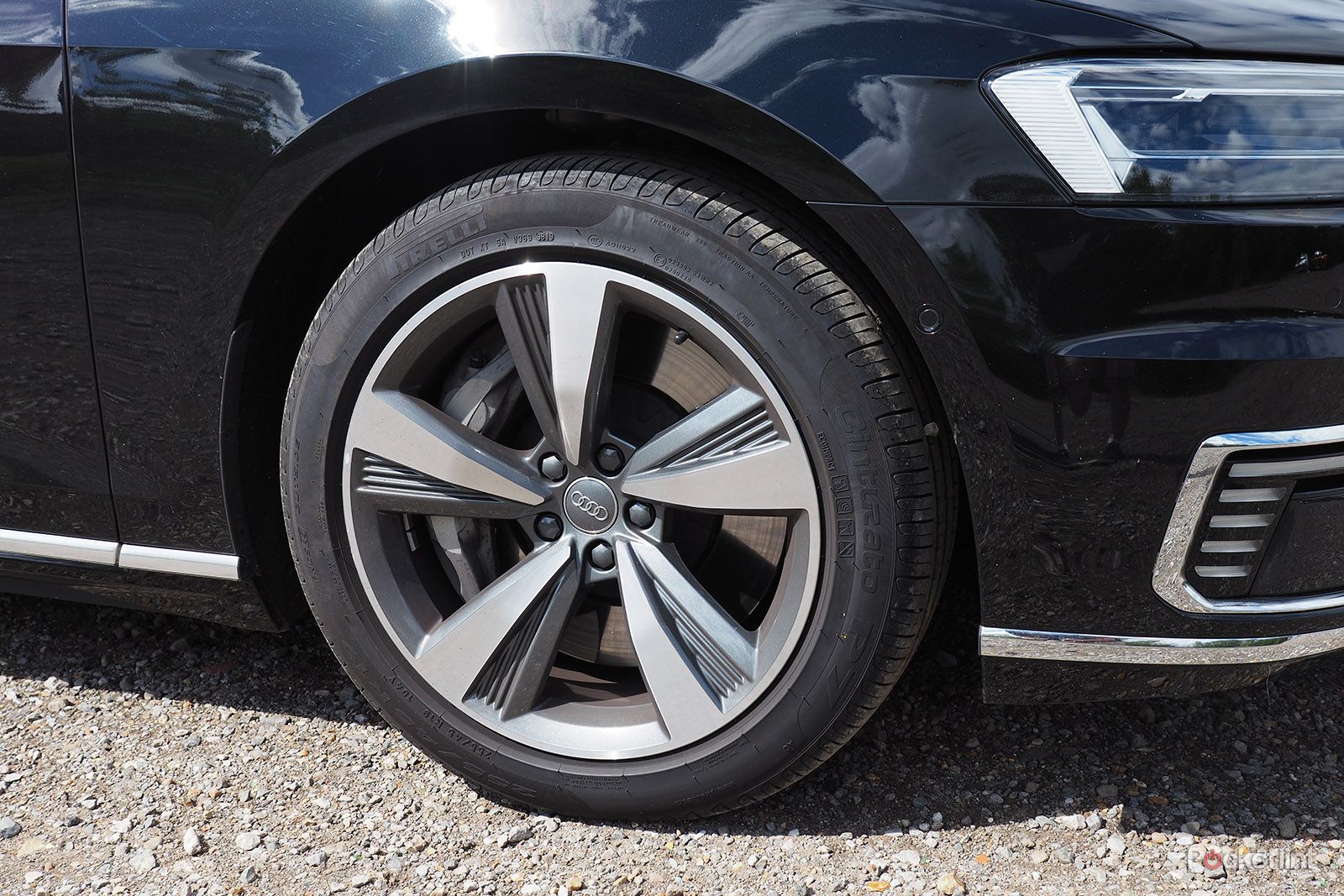 Audi A8 L TFSI e plug-in review: Back-seat driver