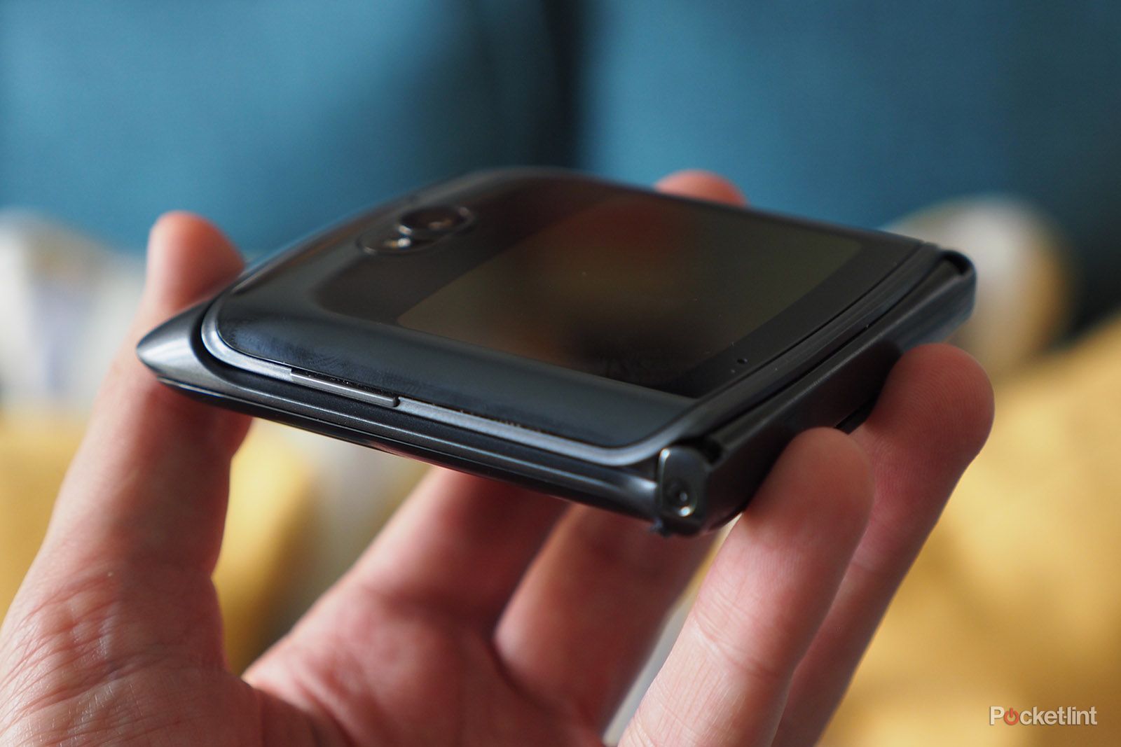 Motorola Razr 5G review: Flip out over the 5G follow-up