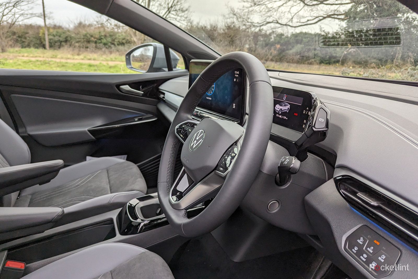 VW ID.5 review: Hey good lookin'