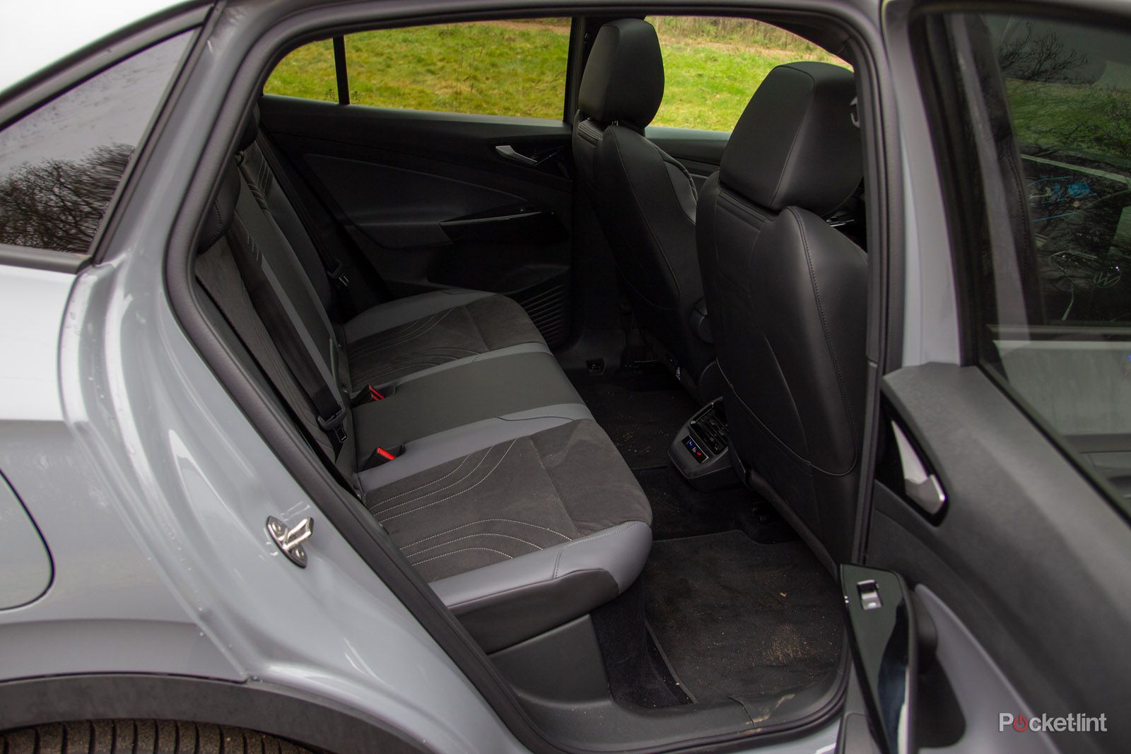 VW ID.5 review: Hey good lookin'