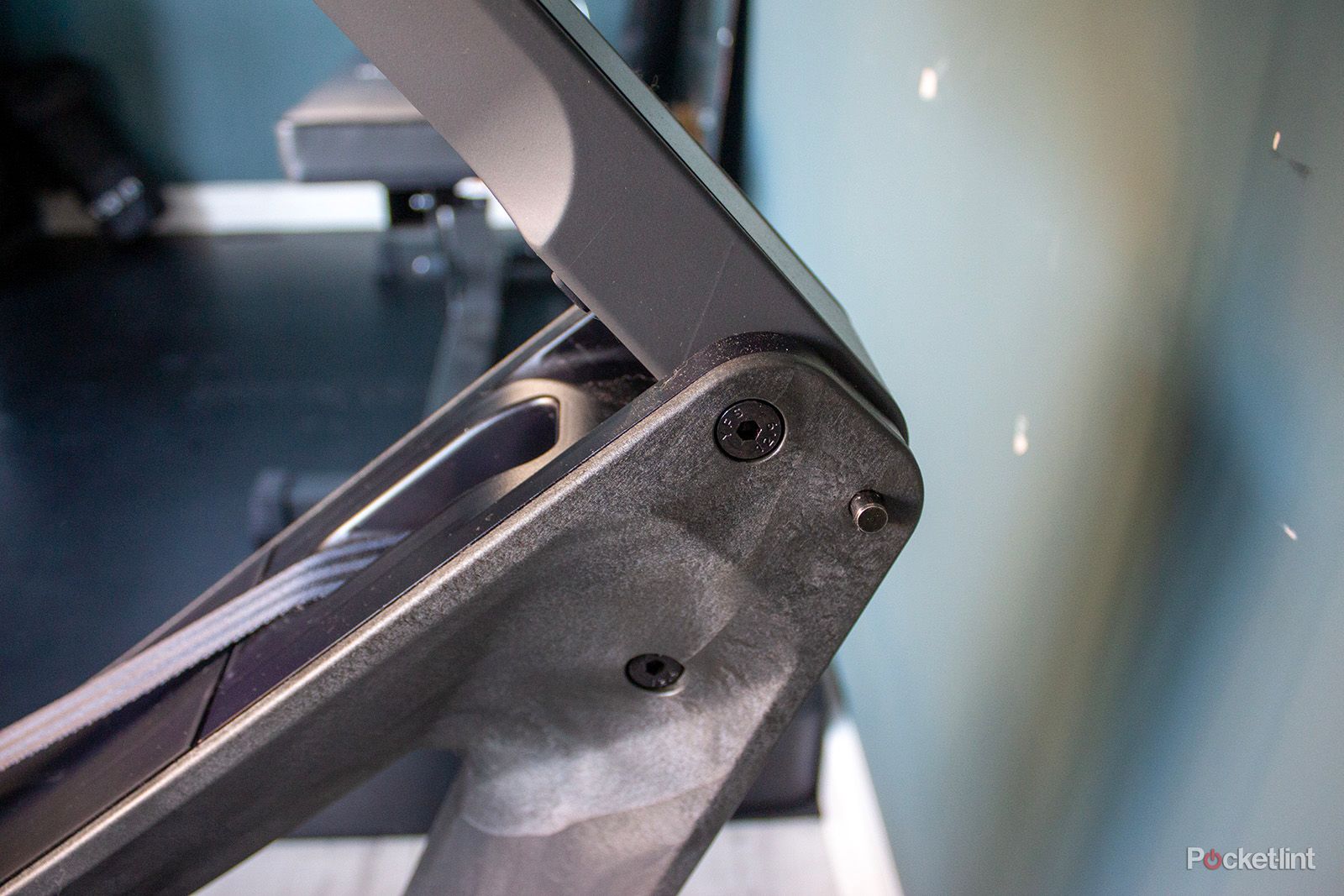 Hydrow Wave review: A Peloton-type rowing experience