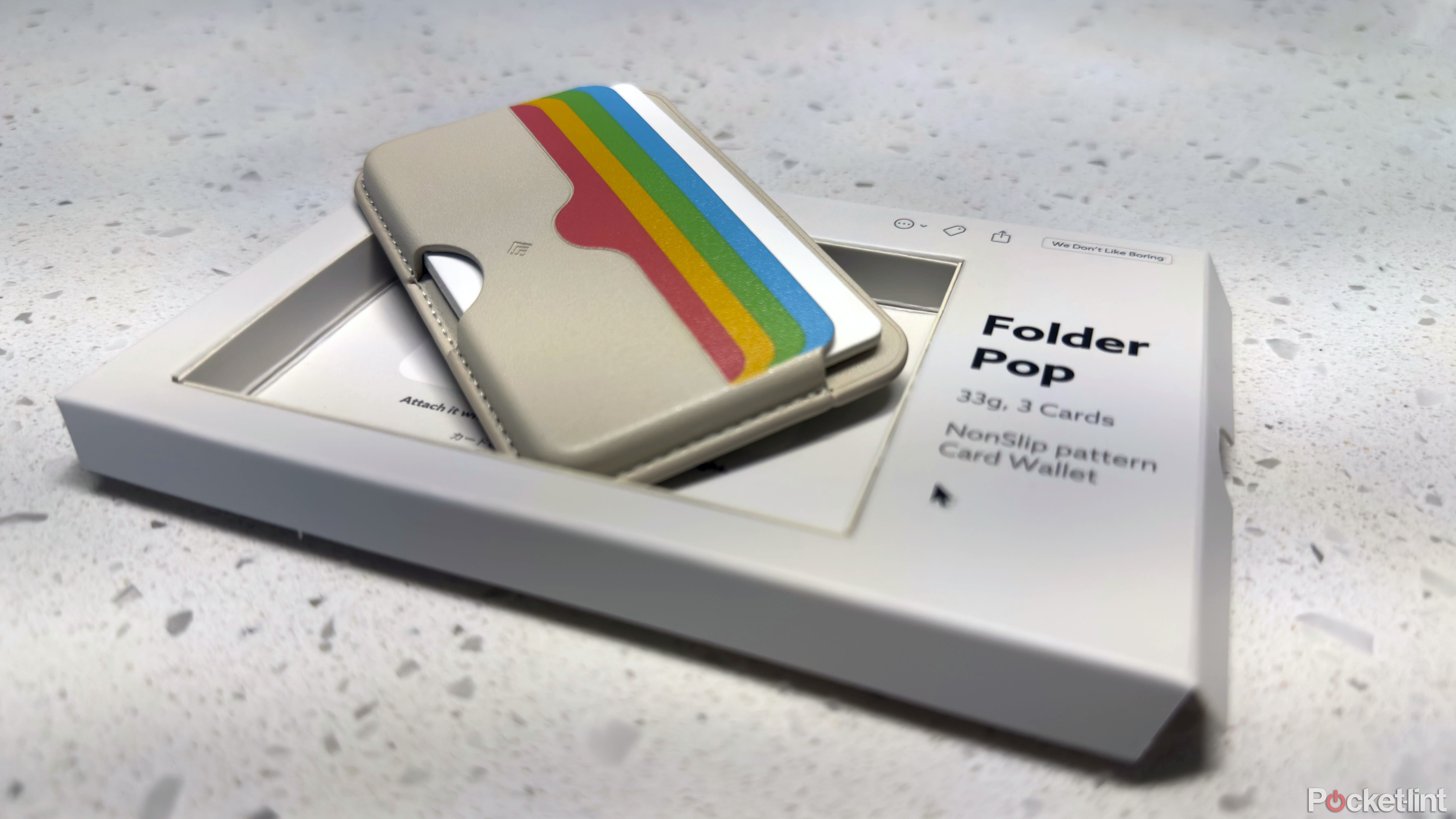 Caseology Magnetic Wallet review: Enjoyable but mediocre