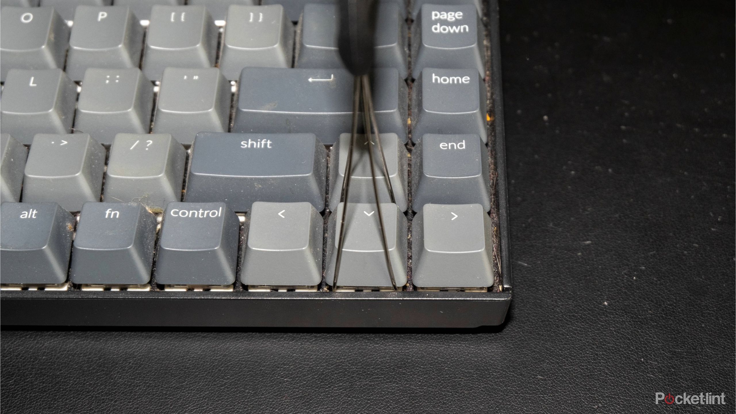 How I deep clean my grime-covered mechanical keyboard to make it look ...
